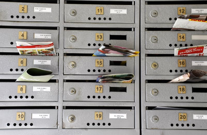 Why Your Full Name Should Never Be On Your Mailbox